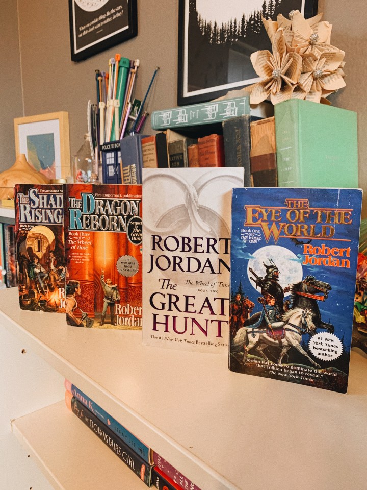 5 High Fantasy Books if You Loved the Wheel of Time TV Series – Simone ...