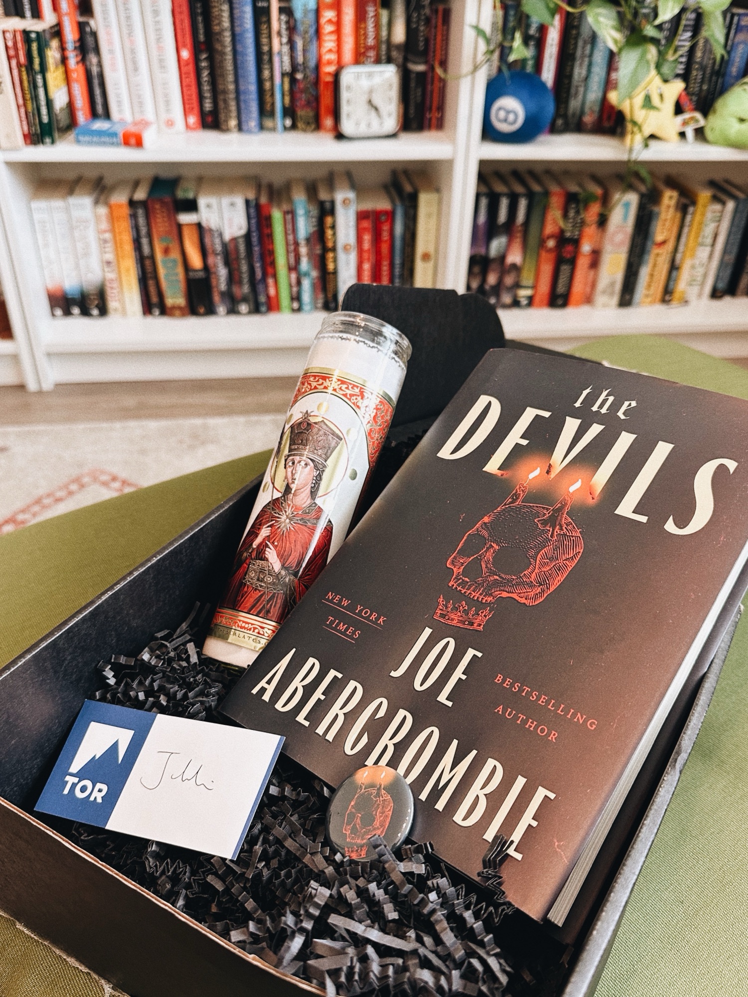 The Devils by Joe Abercrombie // Book Review – Simone and Her Books
